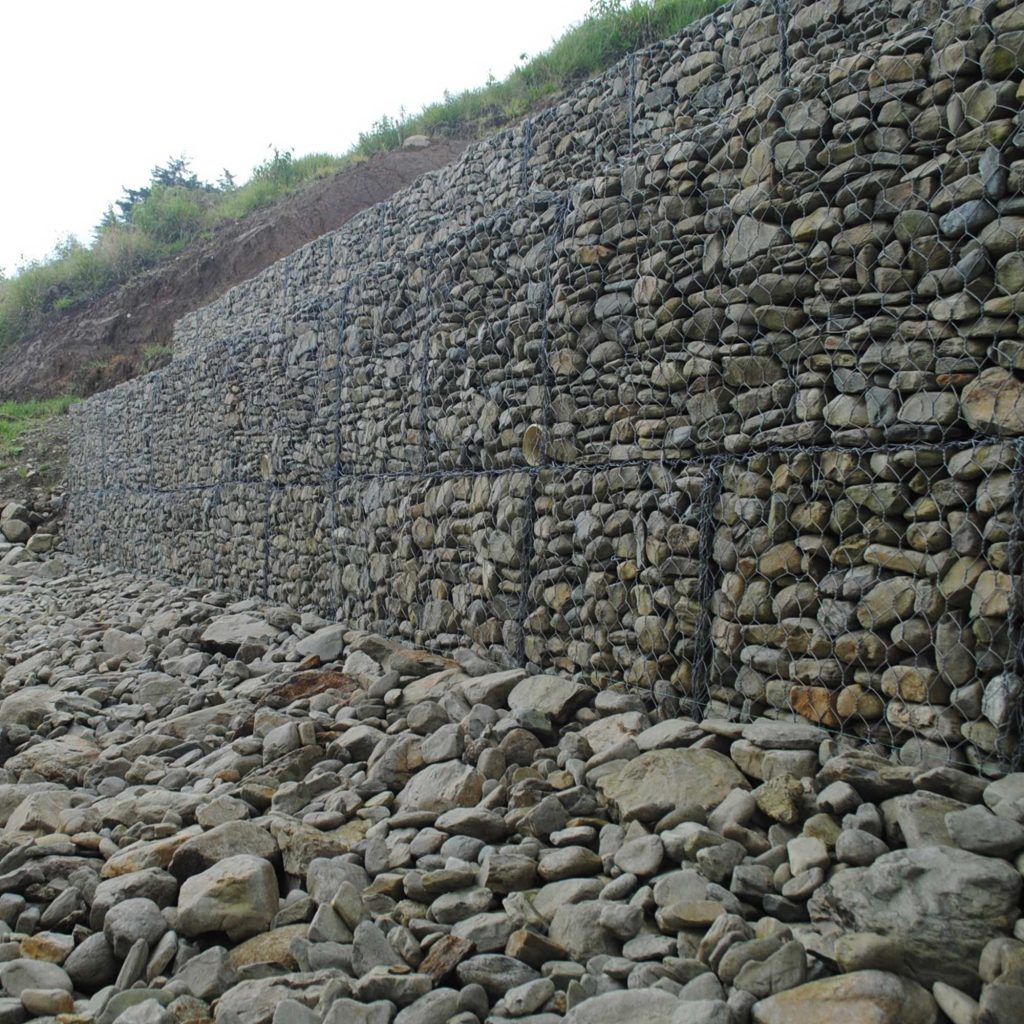 OBRAS DE ESTABILIDAD DE TALUDES | DCYM Ingeniería